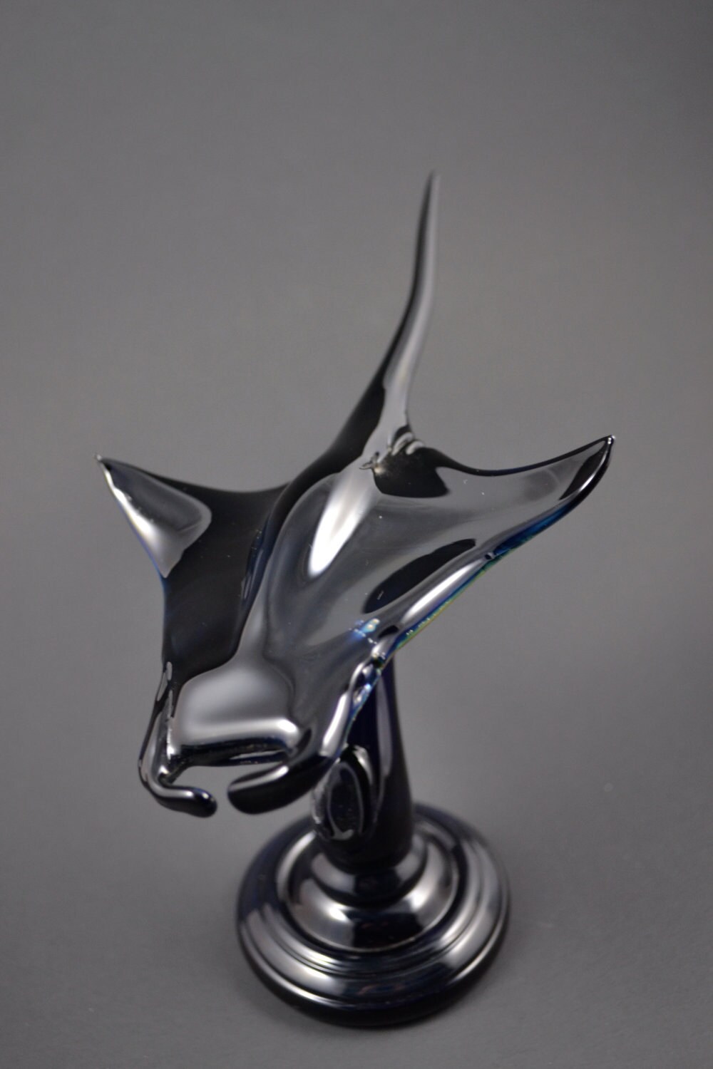 Black Glass Manta Ray on Base, Lampwork Sea Life Sculpture, Ocean and ...