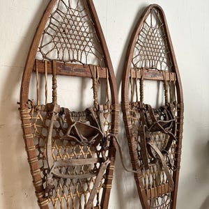 Antique TUBBS Snowshoes Rustic Lodge Cabin Primitive Farmhouse Decor - Etsy