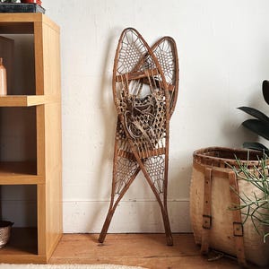 Antique TUBBS Snowshoes Rustic Lodge Cabin Primitive Farmhouse Decor - Etsy