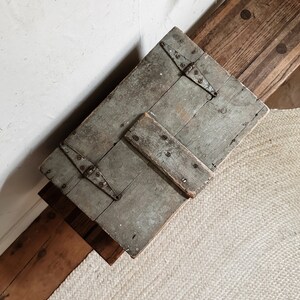Antique Primitive Wood Crate With Lid Storage Box Rustic Farmhouse ...