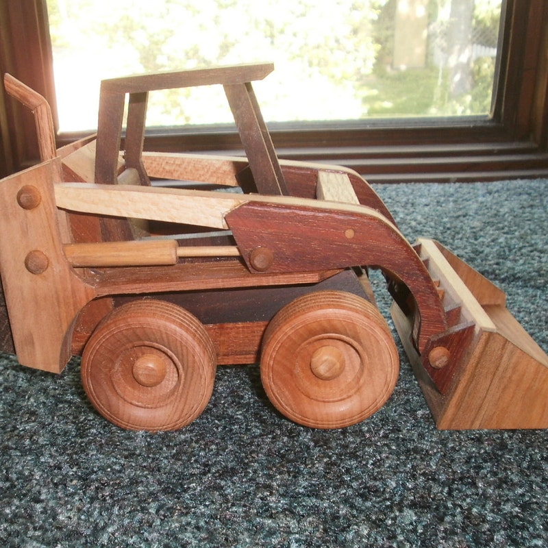 Wooden Bobcat - Etsy