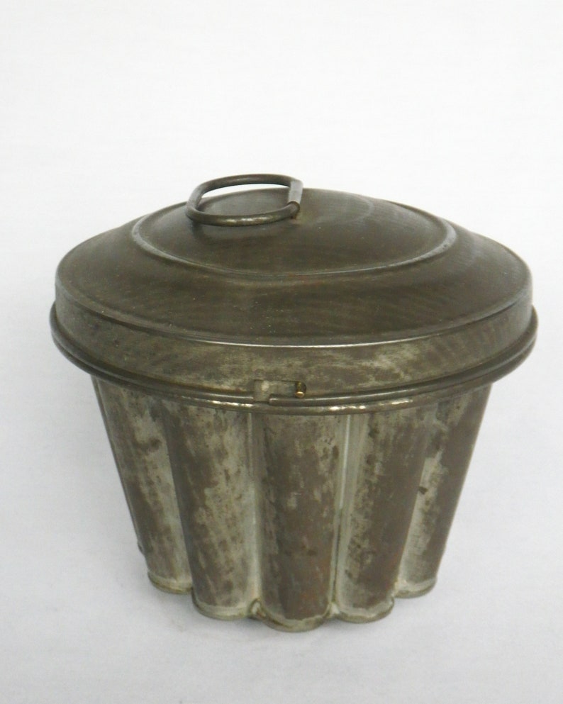 Tin Mold Tin Lid Dessert Cake Pudding Gelatin Mould Pan Antique Metal ...