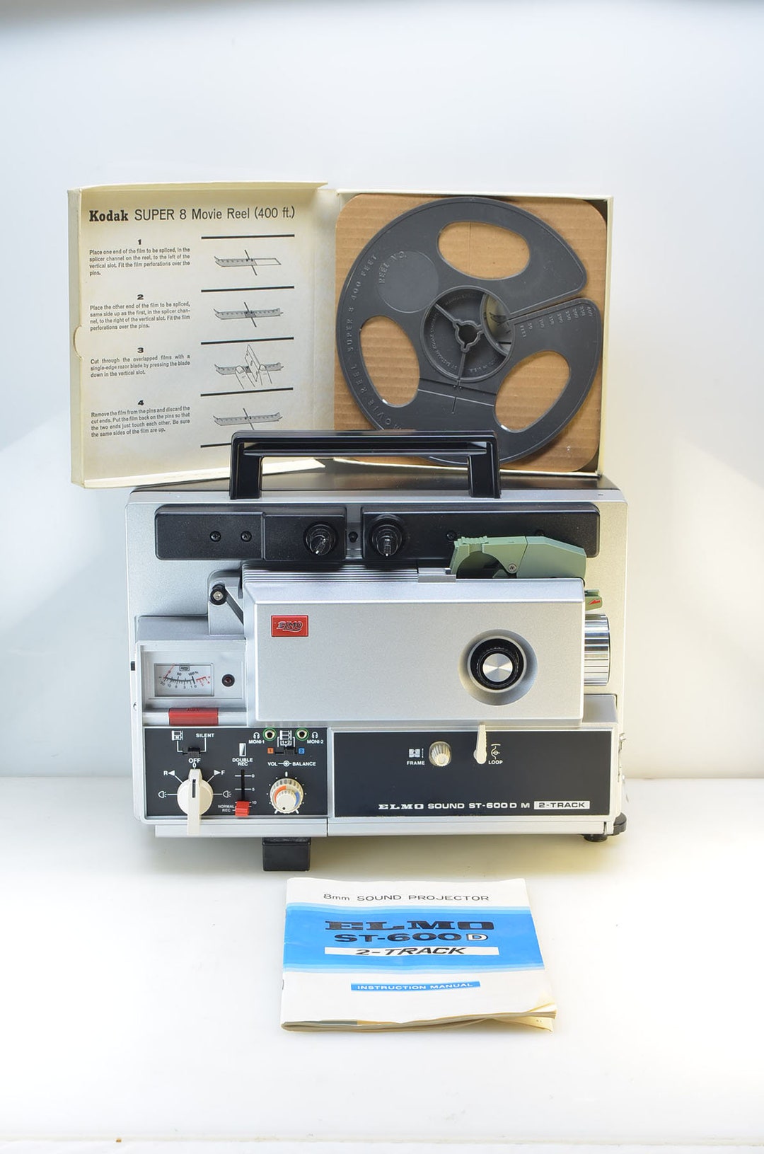 Elmo ST-600 D M 2-track Super8mm Film Projector Sound/silent NEAR MINT ...
