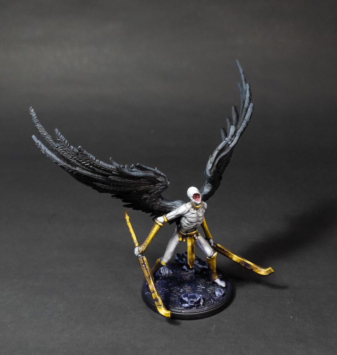 Painted Faceless Watcher From Bestiarum Miniature 40mm Miniature for ...