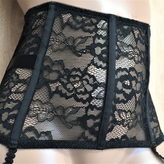 French 1970s Women Vintage Black Lace Garter Belt Sus… - Gem