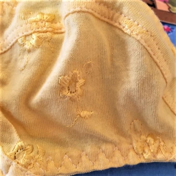 French 1970s Women Vintage Wireless Bra - Romantic Pa… - Gem