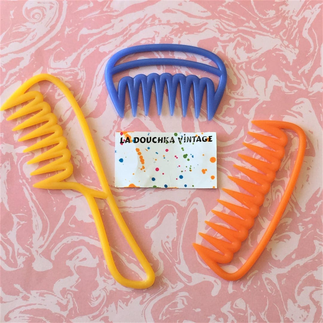 French 1960s Women Vintage Hair Styling Plastic Combs - Lot of 3 ...