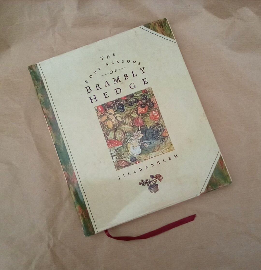 The Four Seasons of Brambly Hedge by Jill Barklem 1996 Glossy Covers ...