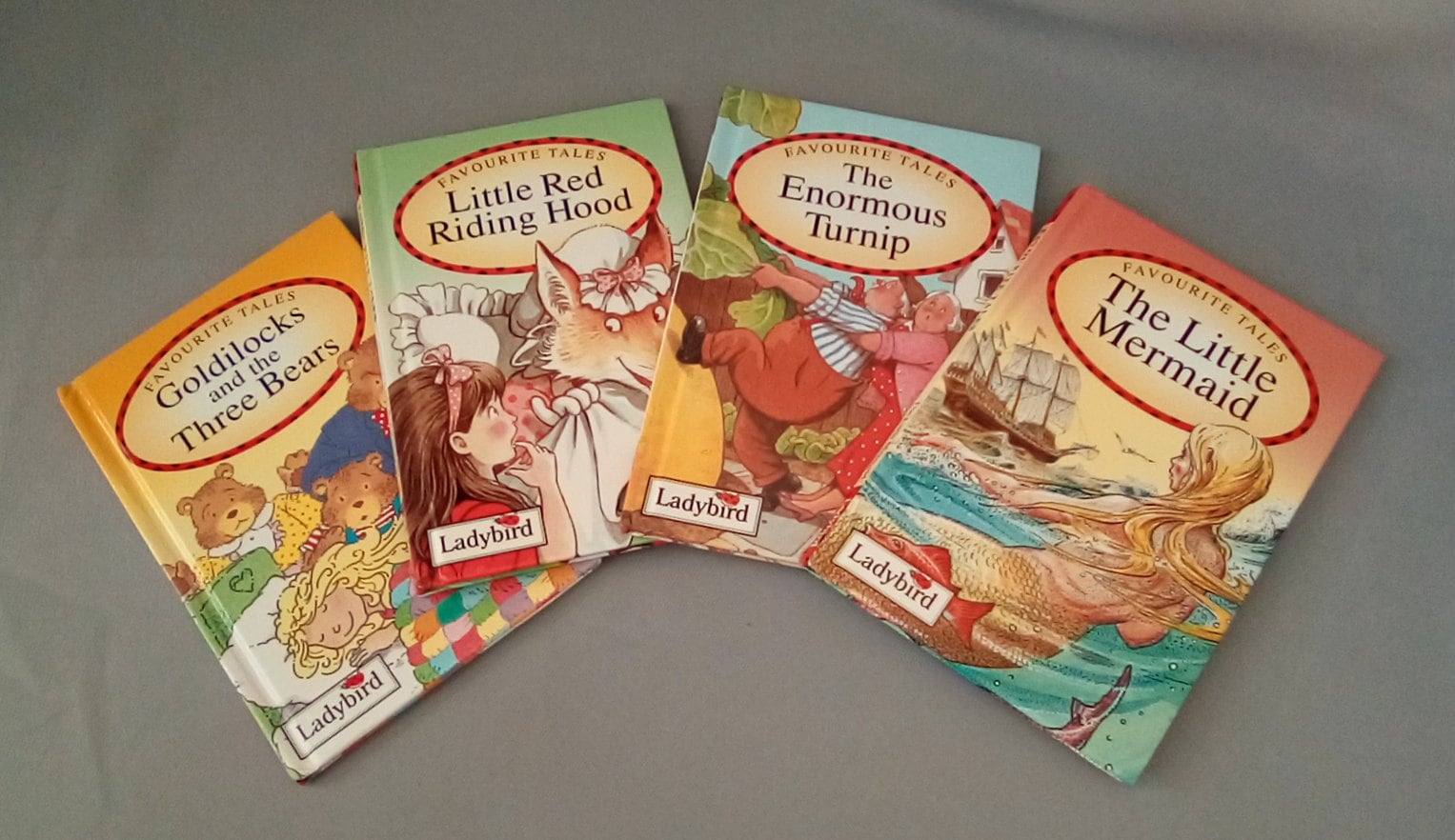 Ladybird Favourite Tales Goldilocks the Little Mermaid the Enormous ...