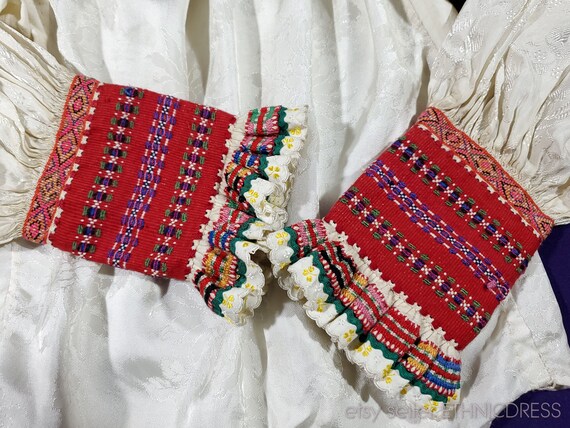 Vintage Rusyn girl's folk costume blouse from Velky L… - Gem