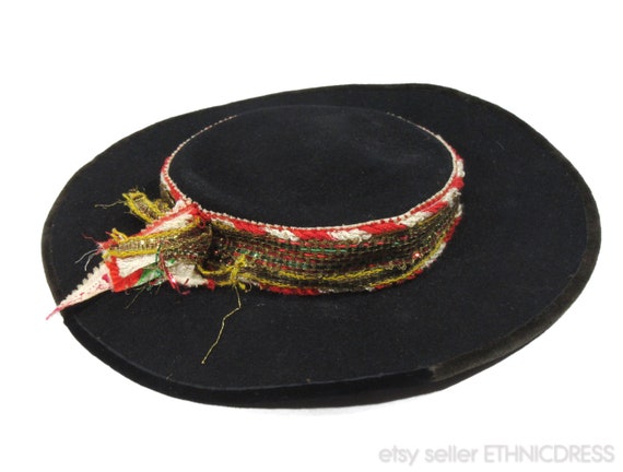 Vintage Swiss folk costume dress & hat from Val d'Her… - Gem