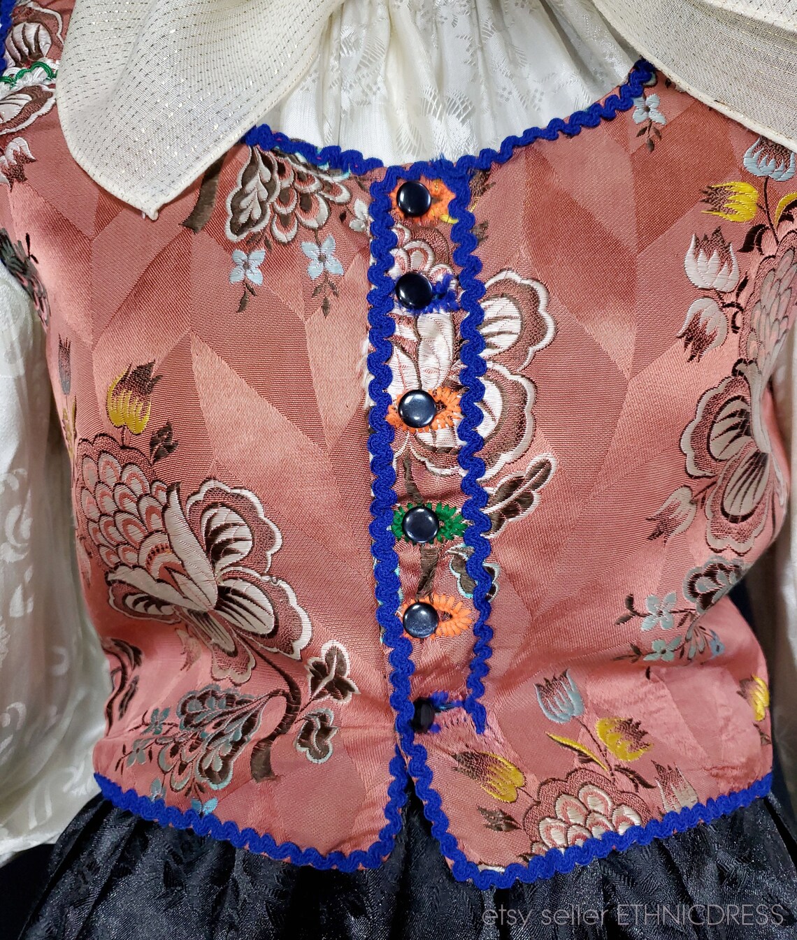 Vintage Rusyn Woman's Folk Costume From Velky Lipnik, Slovakia | Spis ...