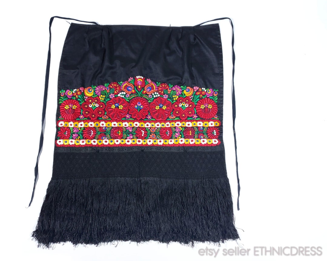 Striking Hungarian Folk Costume Hand-embroidered Apron From Mezokovesd ...