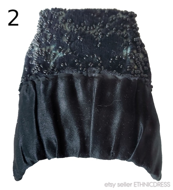 Antique German folk costume caps from Marburg, Hessen… - Gem