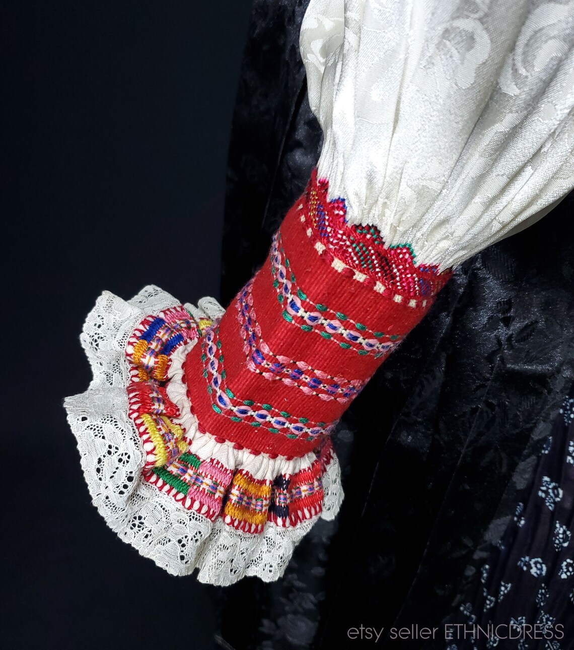 Vintage Rusyn Woman's Folk Costume From Velky Lipnik, Slovakia | Spis ...