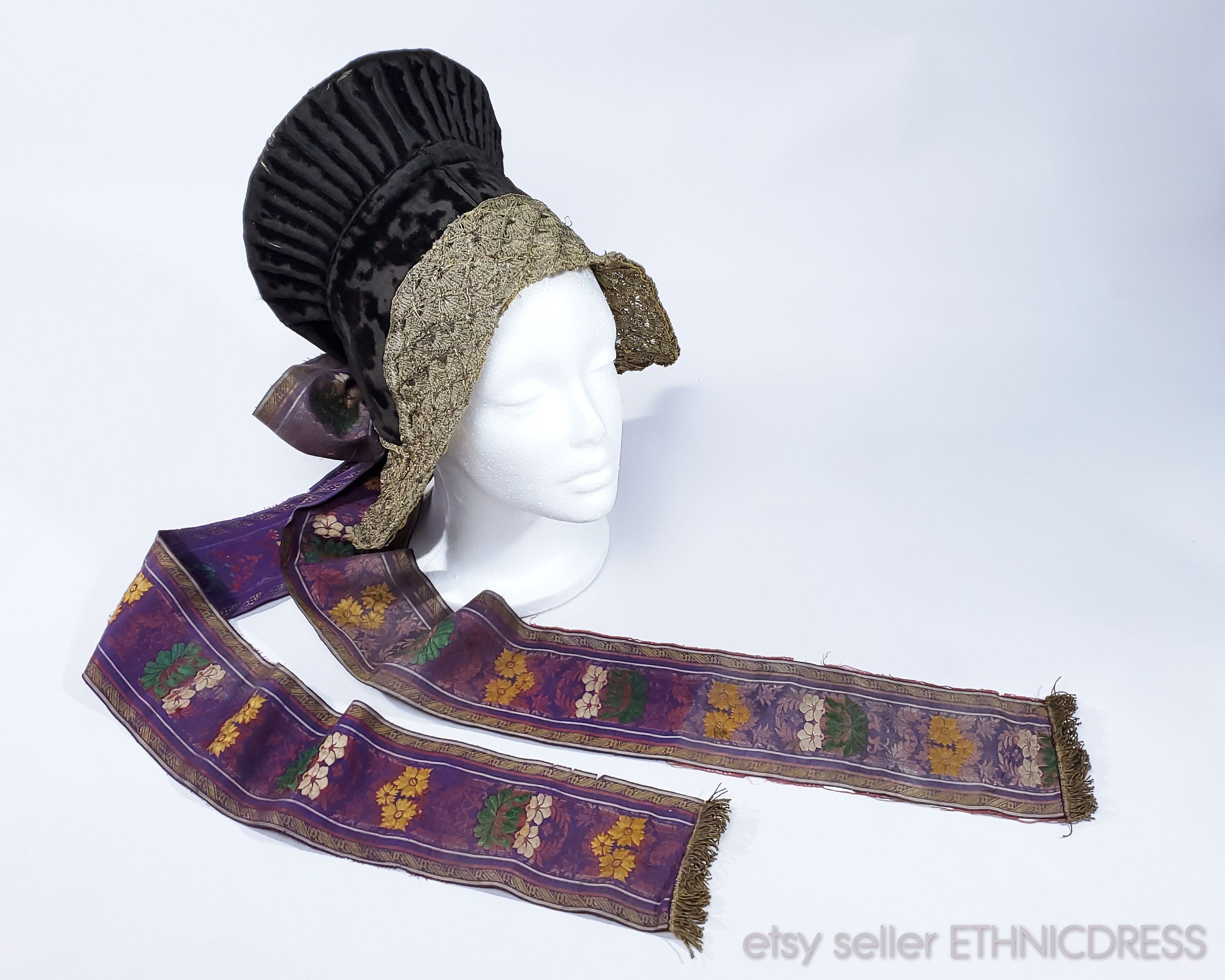 Traditional Spanish Headdress