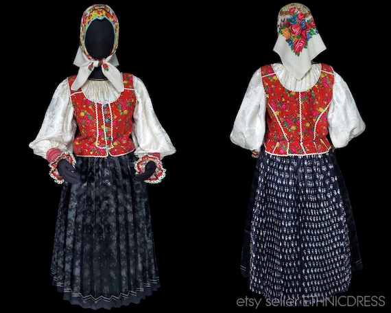 Vintage Rusyn woman's folk costume from Velky Lipnik,… - Gem