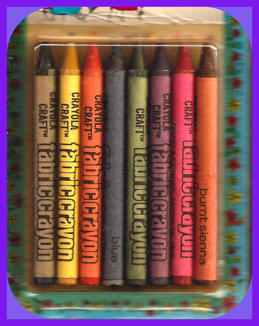FABRIC CRAYONS, Set of 8 New Colorful Brilliant Color Crayons by ...