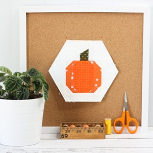 Hexie Pumpkin Placemat PDF Sewing Pattern; Fall Decor; Pumpkin Table ...