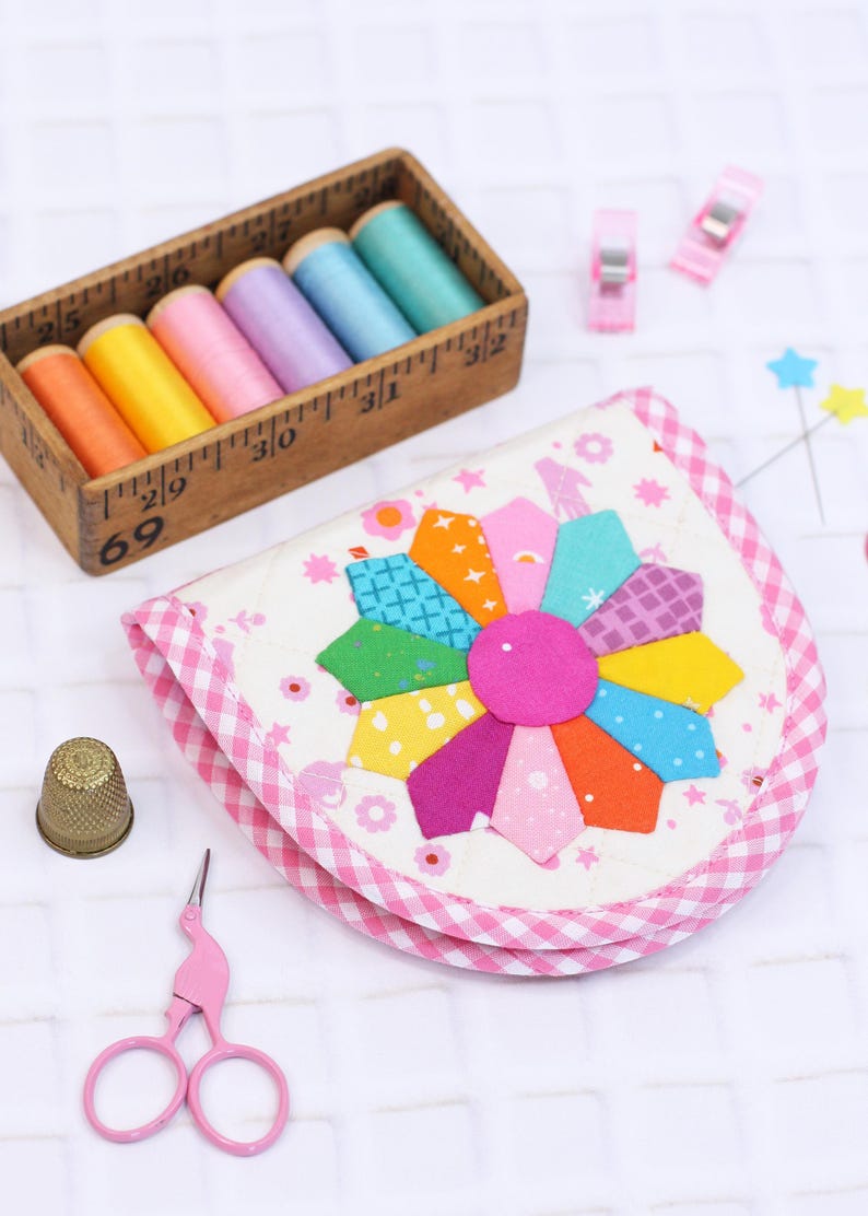Dresden Needlebook PDF Sewing Pattern, Sewing Needle Case, Needle ...