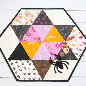 Spider and Web Applique Design PDF Pattern - Four Spider Designs in Four Sizes + 1 Spider Web ...