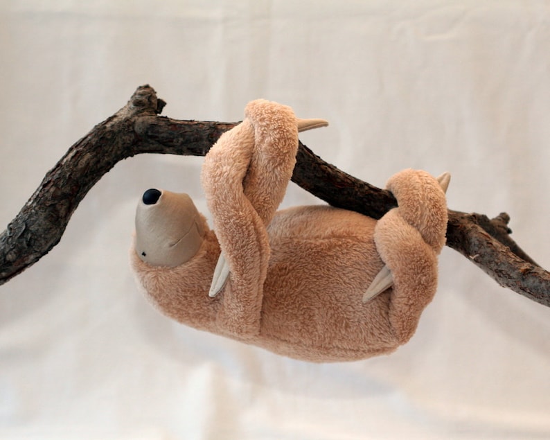 Small Plush Peanut Sloth, Stuffed Animal Toy for Children, Cuddly ...