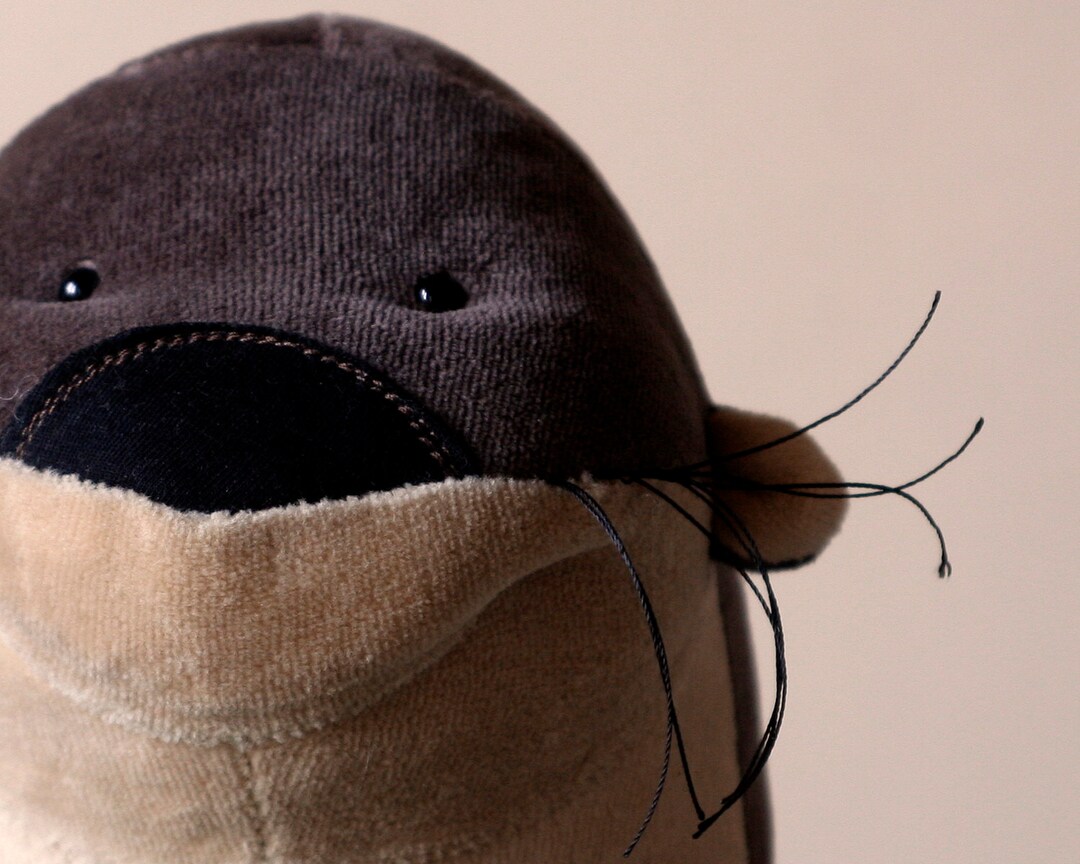 Happy Otter, Mothers' Day Special, Plush European Otter Soft Toy With ...