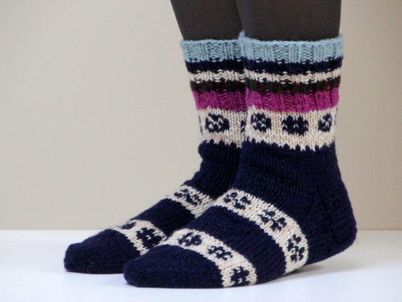 Hand Knit Wool Socks Size Small US W 6-6.5 EU 36-37 - Etsy