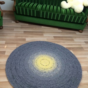 Beautiful Hand Crocheted Round Rug, 45'' in Diameter, Made to Order - Etsy