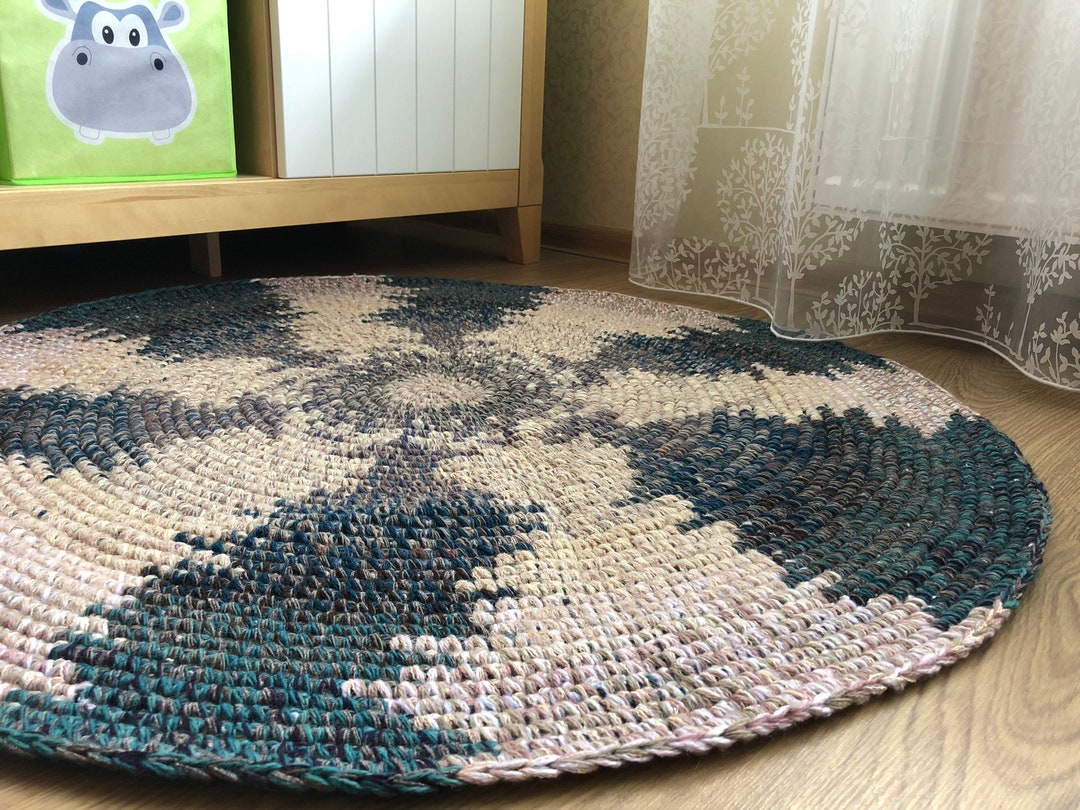 Unique Hand Made Wool Rug, Measures 40'' in Diameter - Etsy