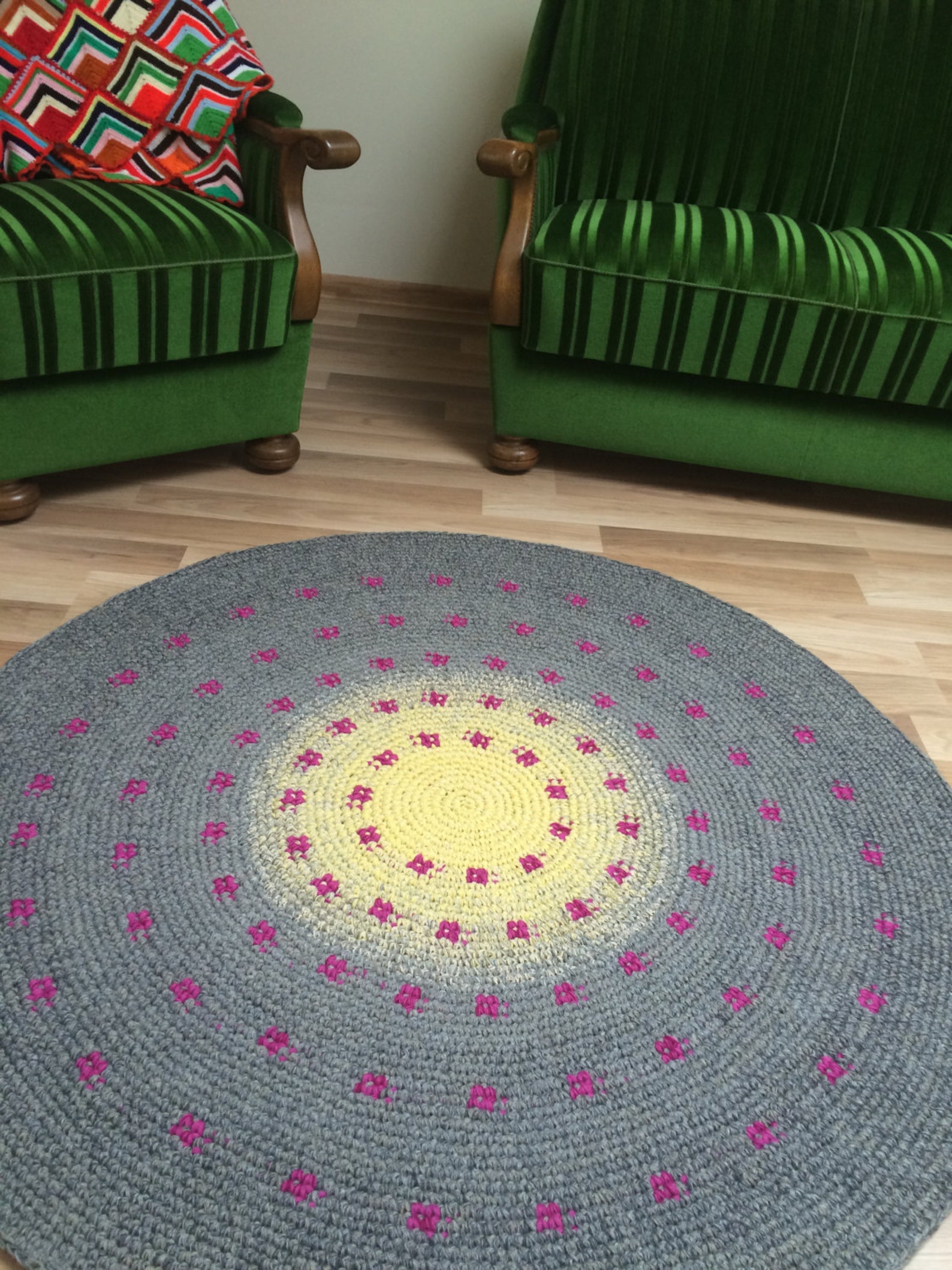 Cute Spotted Round Rug 50'' in Diameter Hand - Etsy