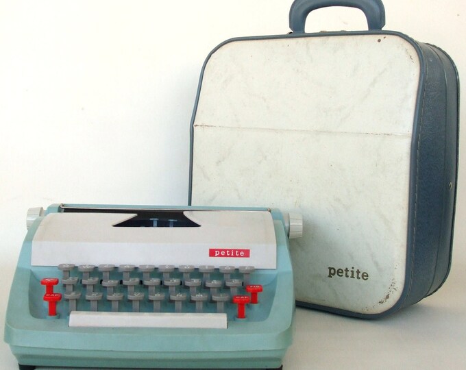 Children's Typewriter Petite Vintage Toy - Etsy