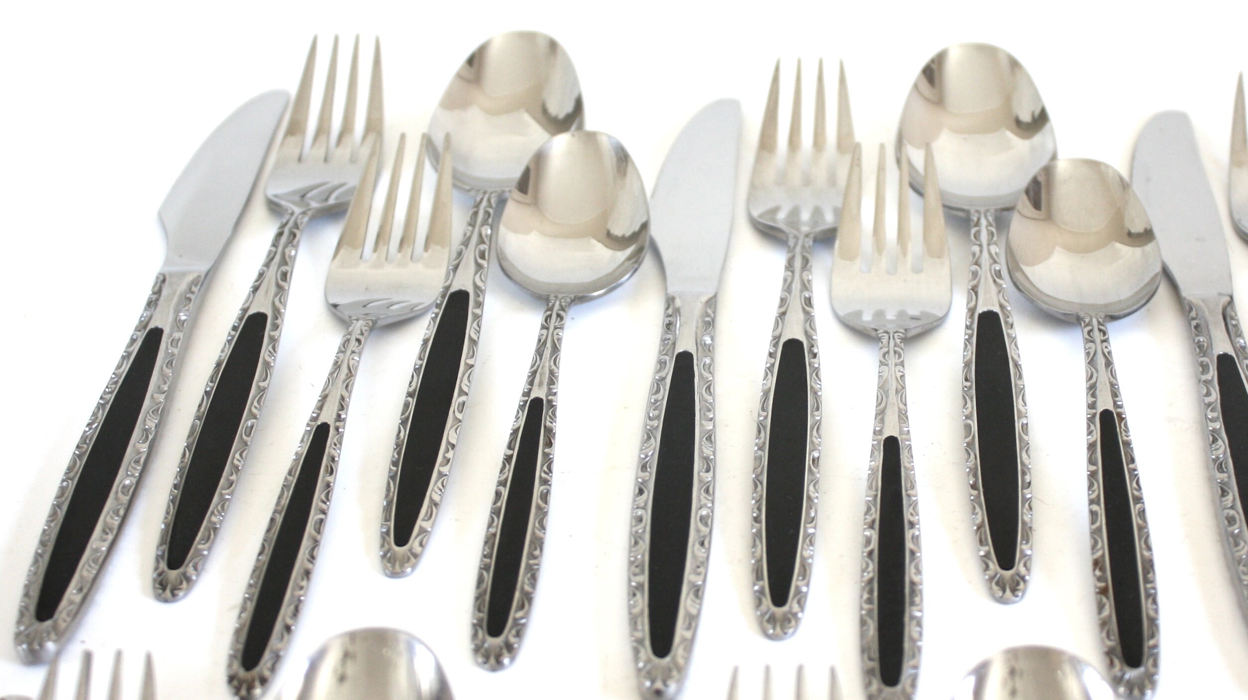 Black Handle Flatware Set, Tru-tone by Princess, Complete Service for 8 ...