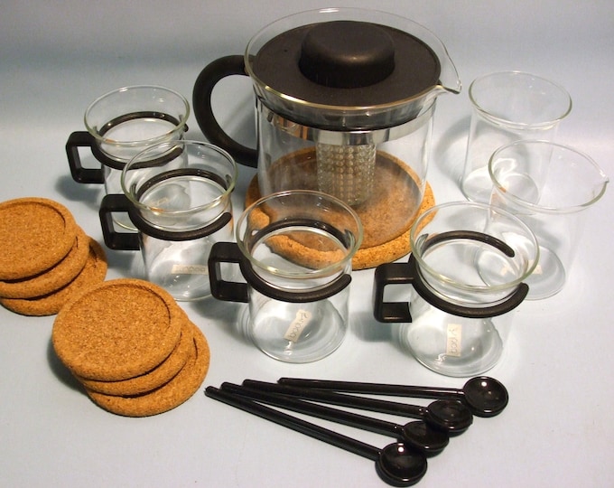 Bodum Le Pot 11-piece Tea Set With Teapot, Cups, Sugar, Creamer, Spoons ...