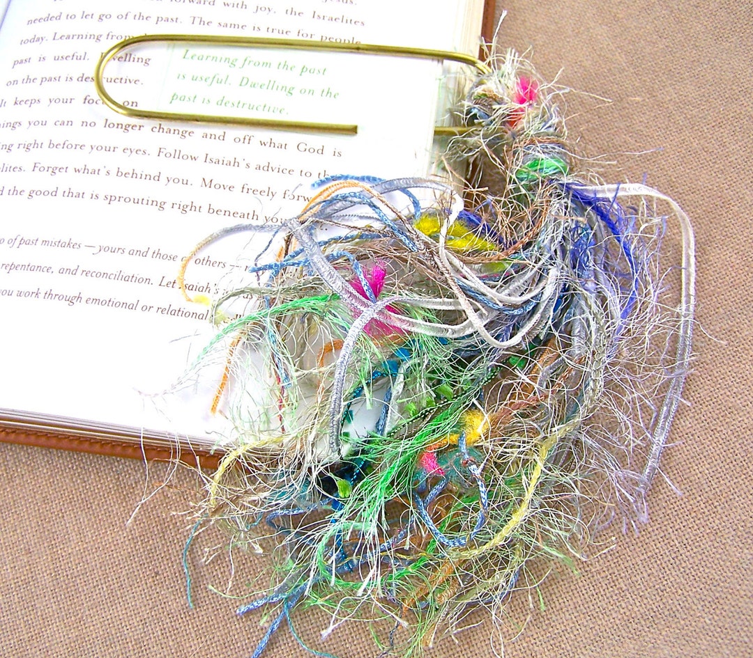 Bookmark BIG 4 Oversized Paperclip N Fancy Yarn Fiber Puff Tassel Beige ...