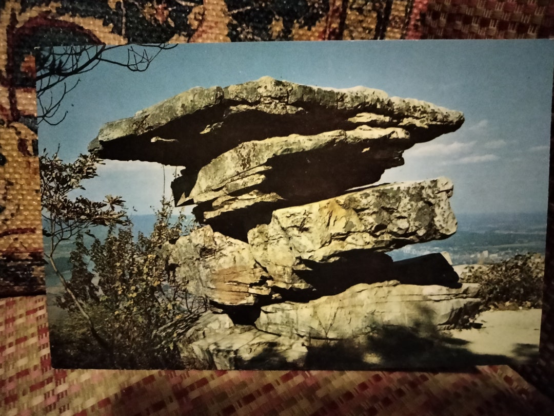 Umbrella Rock - Point Park Lookout Mountain - Great Smoky Mountains ... Umbrella Rock - Point Park Lookout Mountain - Great Smoky Mountains ...