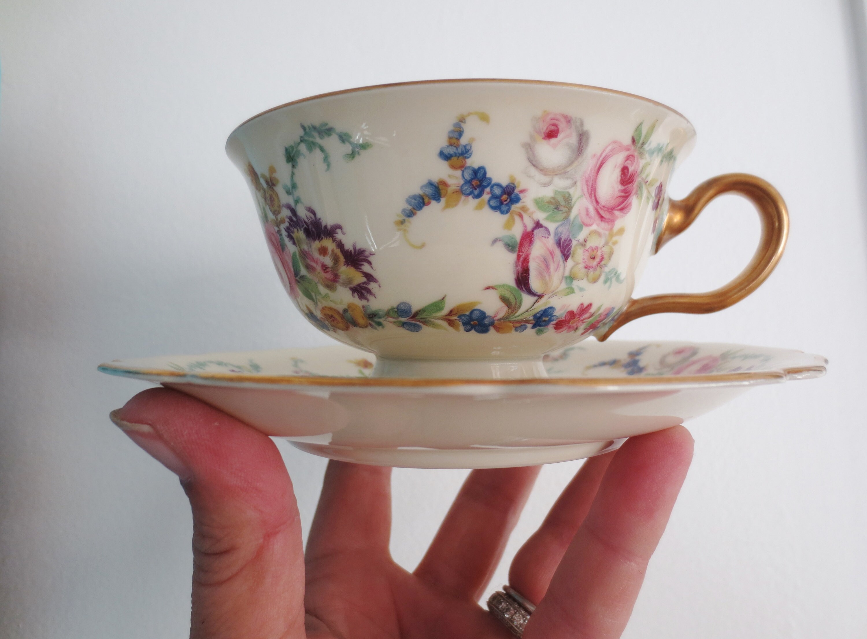 Rosenthal Linnie Lee Ivory Footed Tea Cups and Saucers Green | Etsy