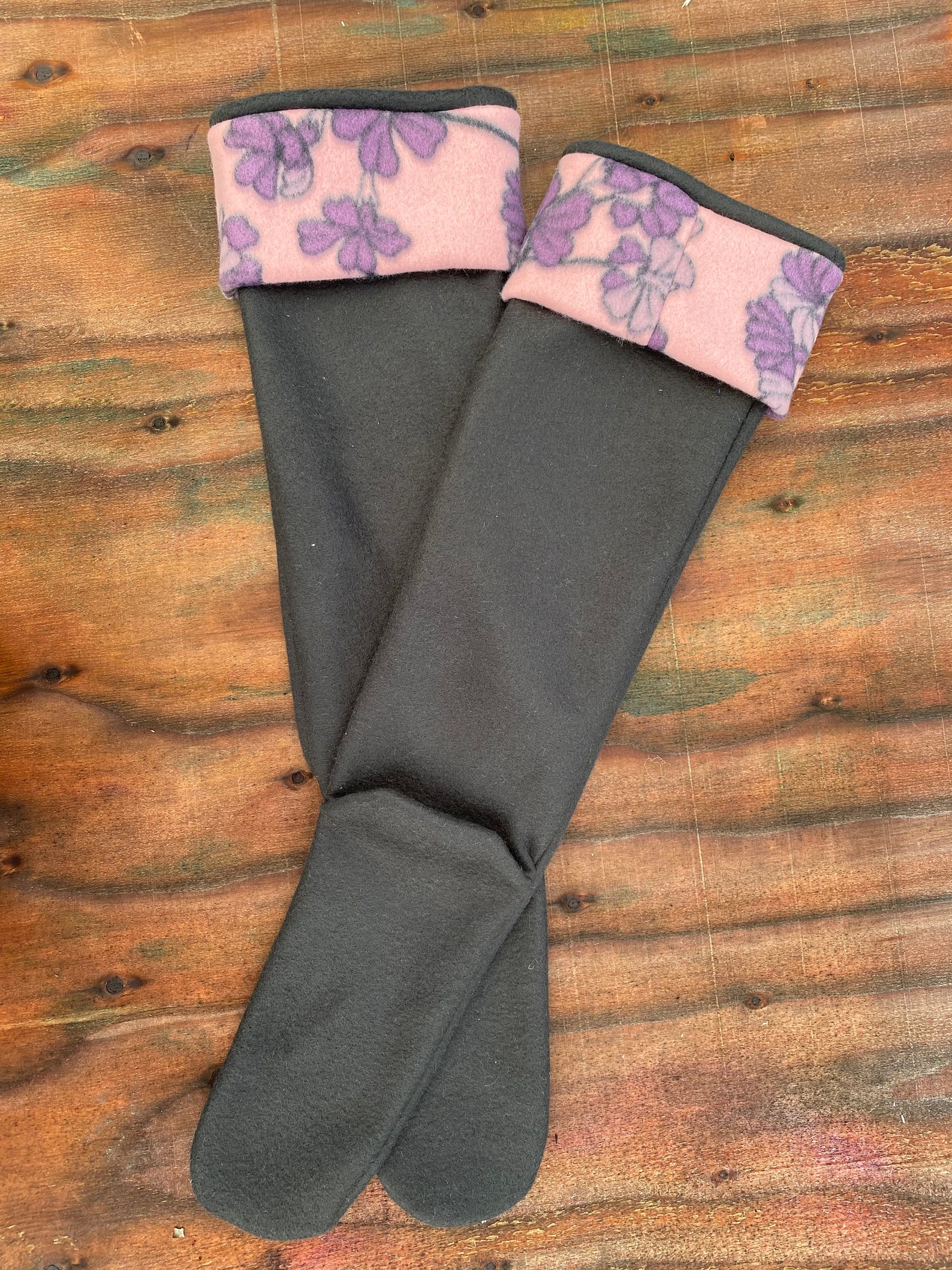 SLUGS Fleece Rain Boot Liners Black With A Blush Purple Floral | Etsy