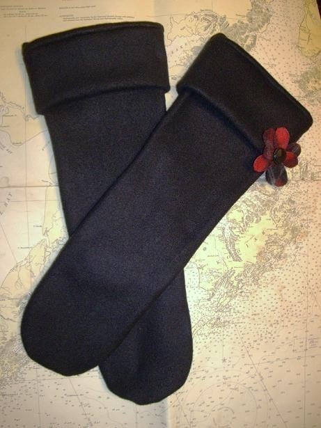 SLUGS Fleece Rain Boot Liners Solid Black With a Red and Black - Etsy