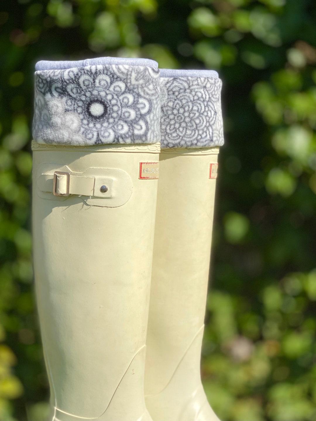 Boot Cuffs SLUGS Fleece Rain Boot Liners Socks Gray Charcoal White Lace ...