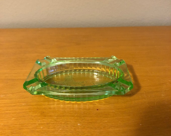 Vintage Green Uranium Glass Ashtray Hunting Dog Scene - Etsy