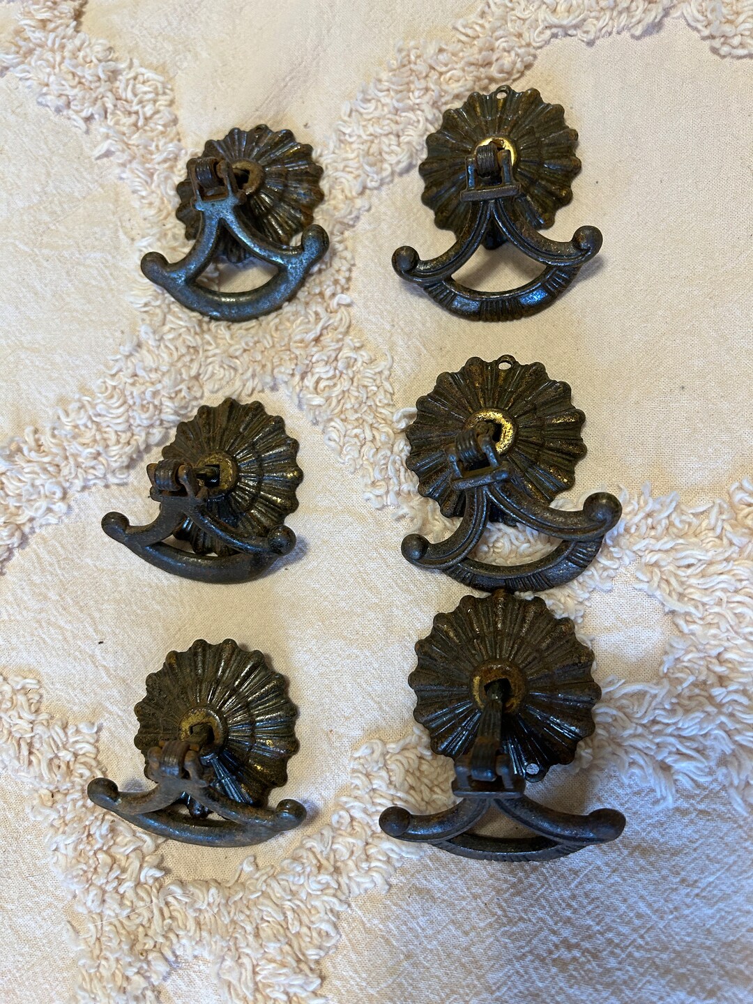 Set of 6 Art Deco Detailed Pull Handles Dark Goldstone Metal Round ...