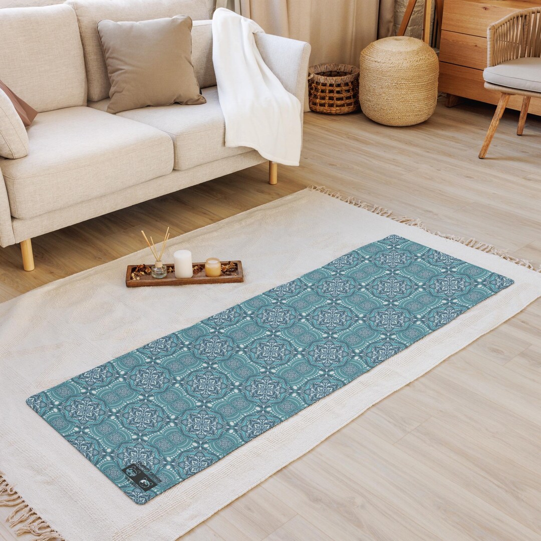 Yoga/sunbathing Tanning Mat Blue Woven Stars & Dotwork Medium Focus ...