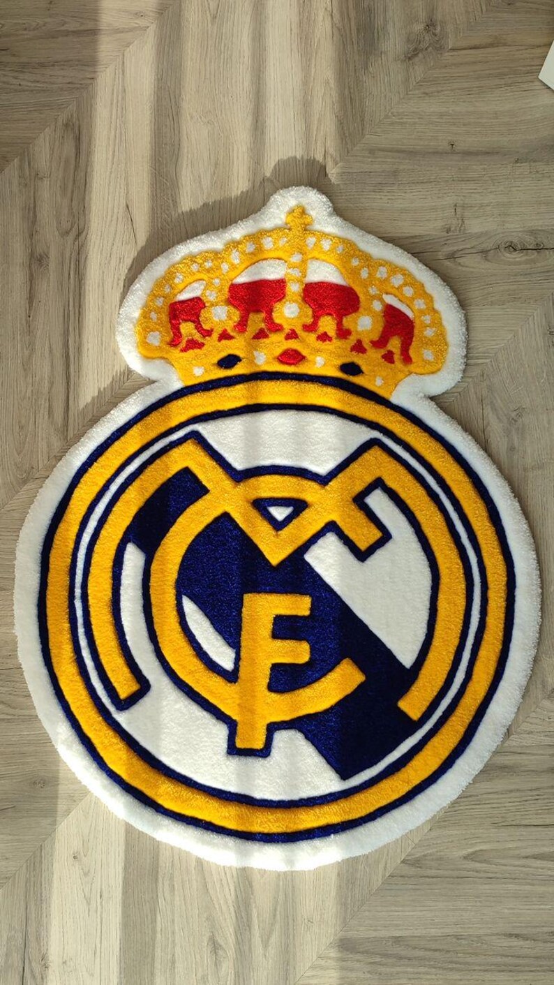 Hand Tufted Real Madrid Logo Round Area Rug – White Blue and Gold ...