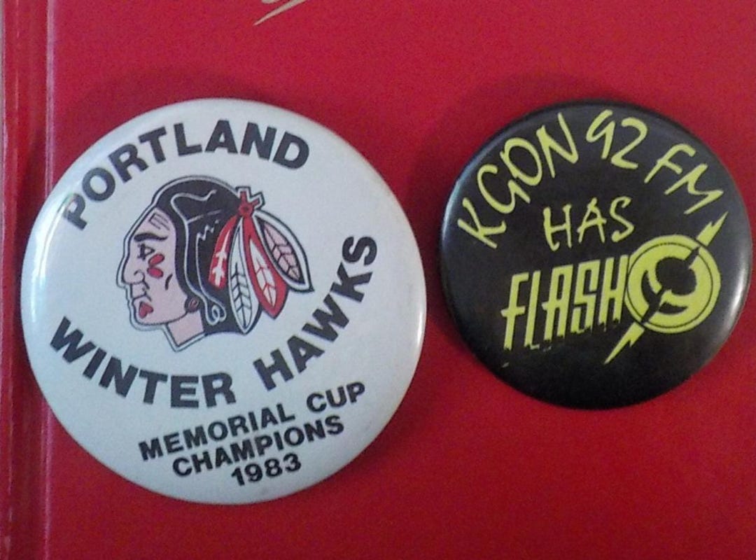 Vintage Portland Winter Hawks Button KGON and KVAN Willie Nelson ...