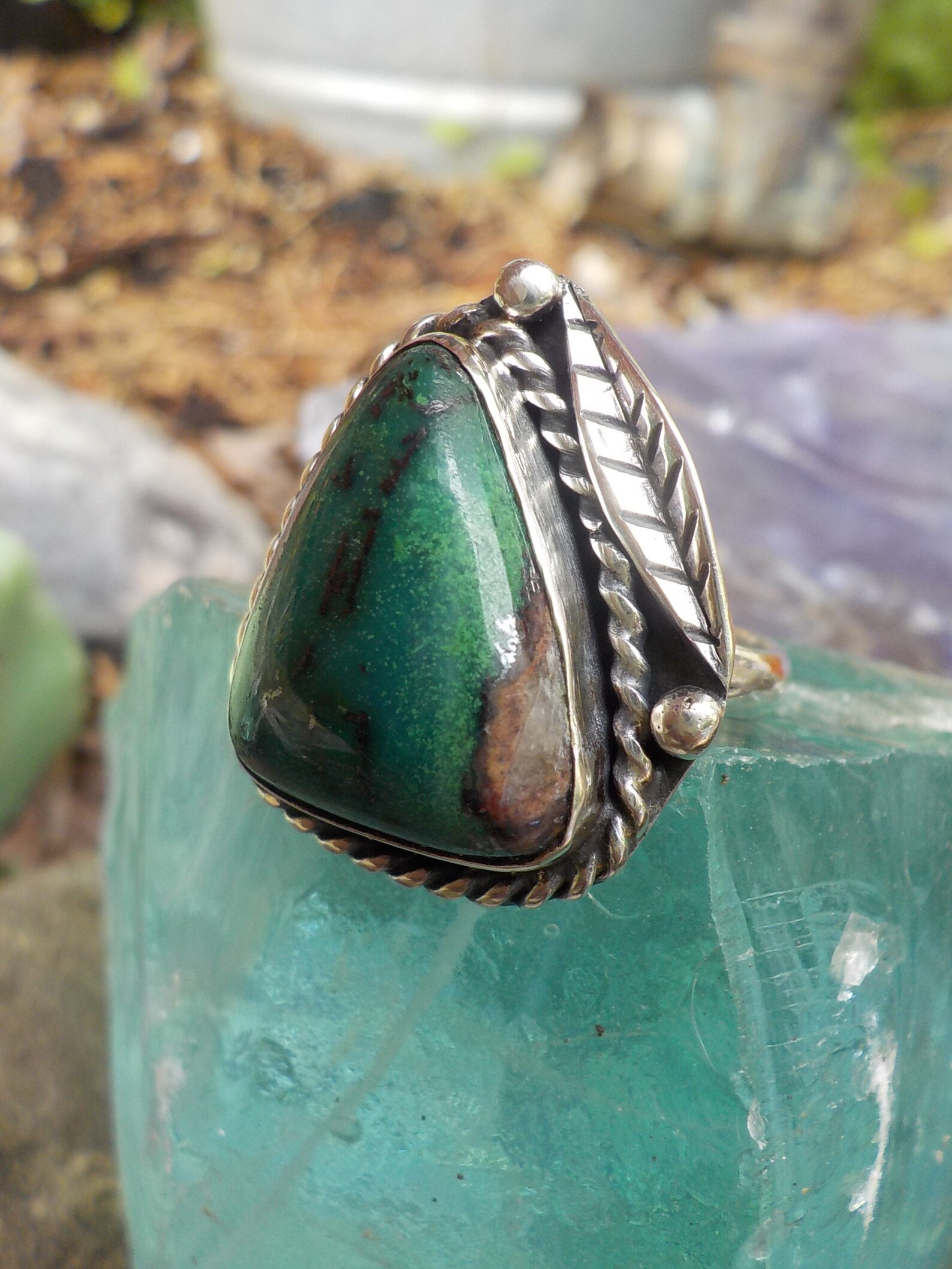 Size 8.25 Vintage Native American Green Crystal Triangle | Etsy