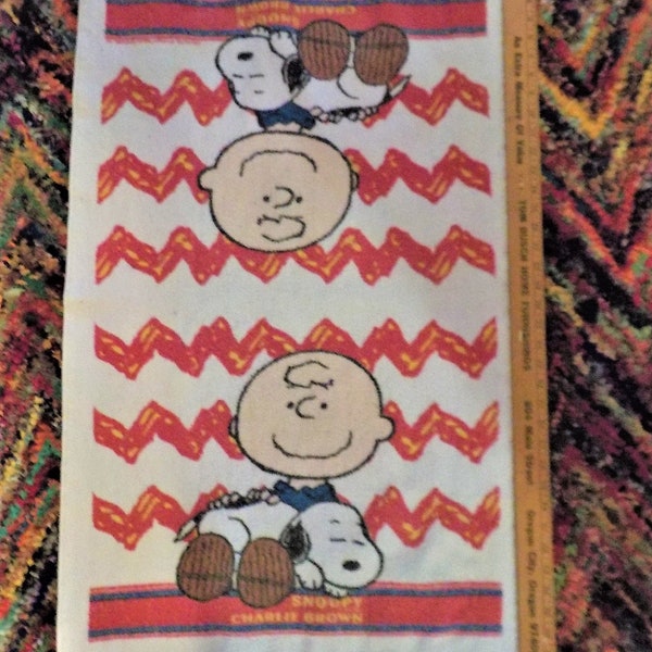 Peanuts Bath Towels - Etsy