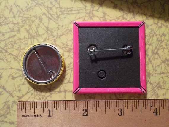 2" HOT PINK BRUCE!! 1980s Bruce Springsteen Big Squar… - Gem