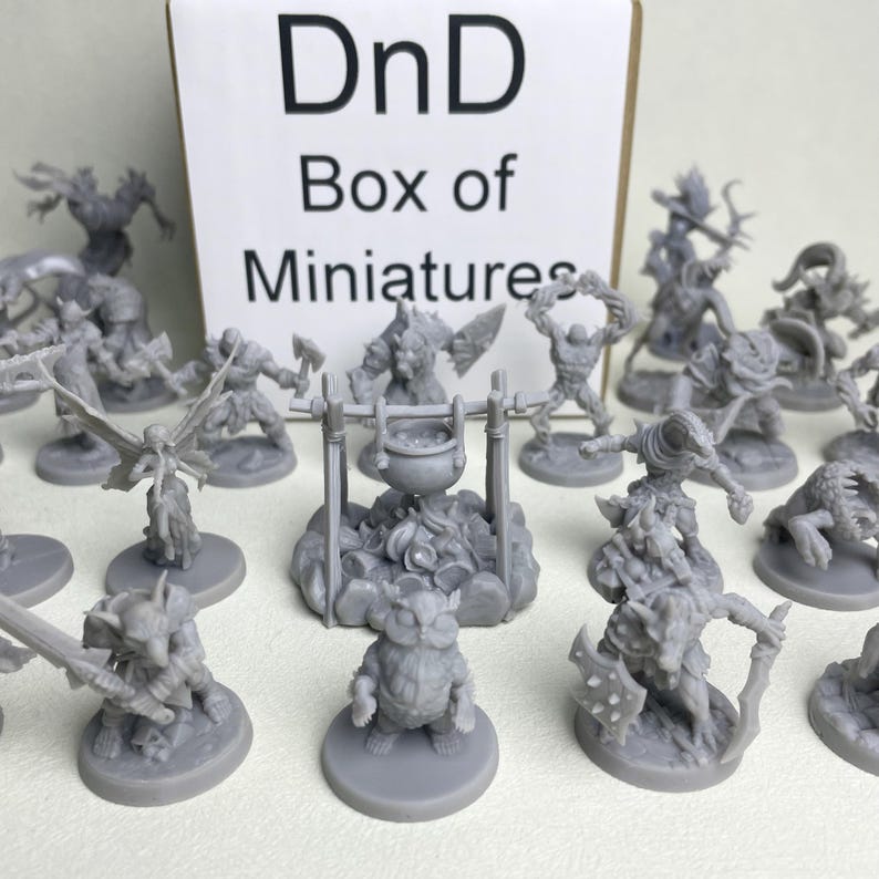DND Monster Box of Miniatures 23mm–32mm Monster Manual Models Varying ...
