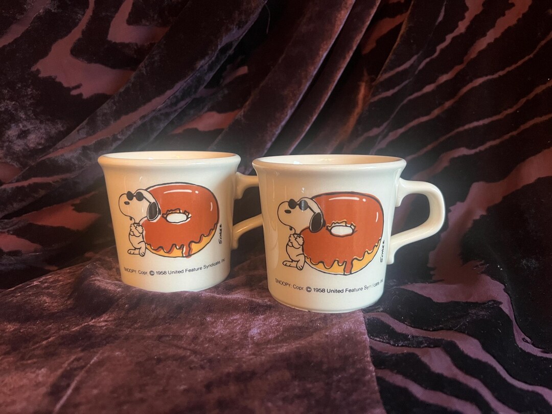 Snoopy Coffee Cup/snoopy With a Glazed Doughnut Coffee Mugs/set of 2 ...